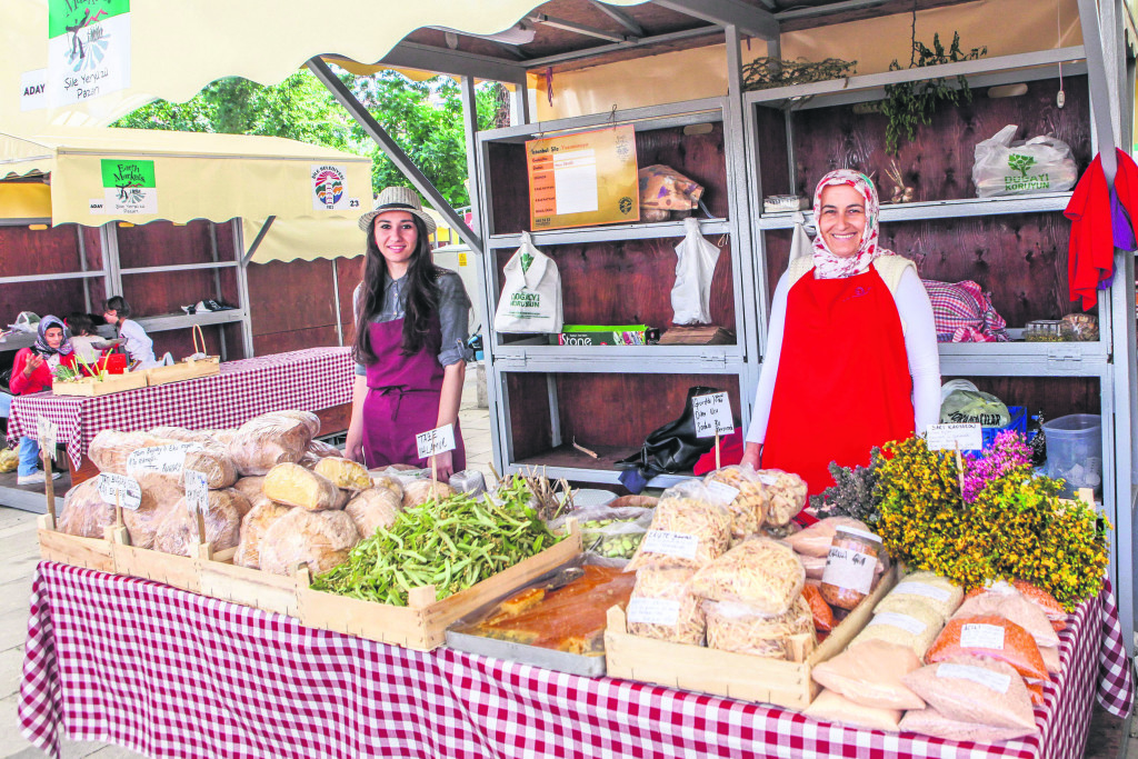 Earth markets bring organic food to your table - IGCAT